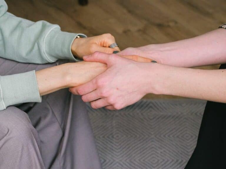 10 Traits of Honest People (and Why Choosing Honesty Matters)